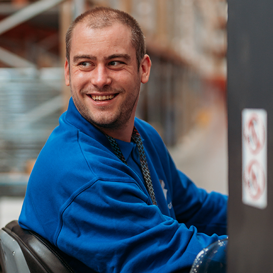 Oferta pracy Magazynier z uprawnieniami UDT, OTTO Work Force, Gądki ...