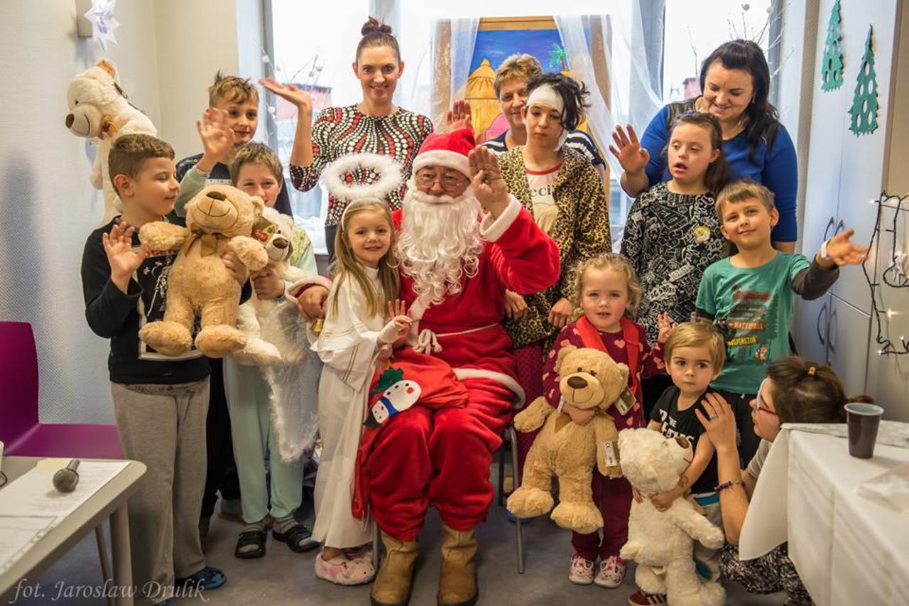 Oferta pracy First Line Support Analyst / Engineer with German, Atos ...