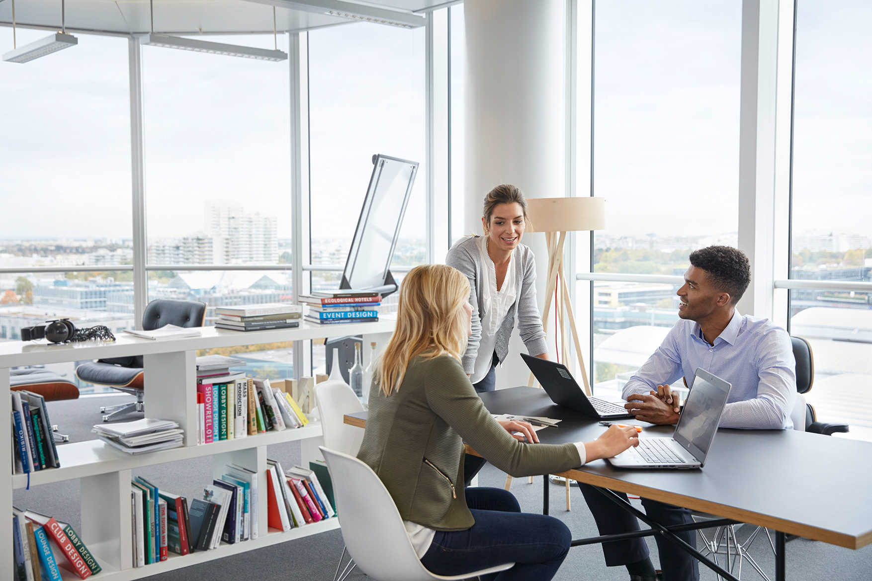 Oferta pracy Specialist Sales Steering B2C, BMW Financial Services ...